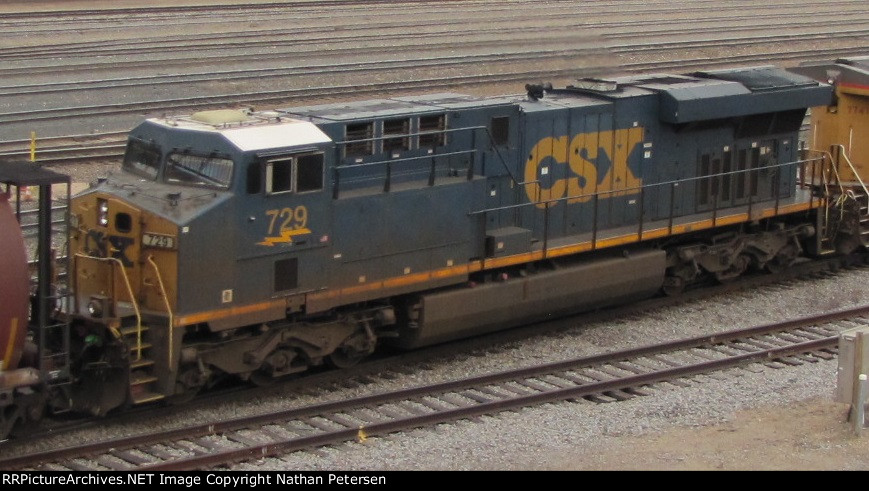 CSX 729